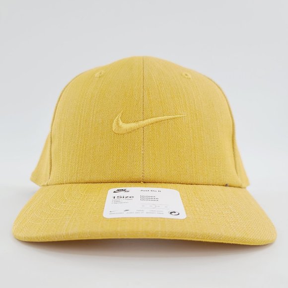 Nike | Accessories | Nike Sb V2 Skateboarding Snapback Cap | Poshmark